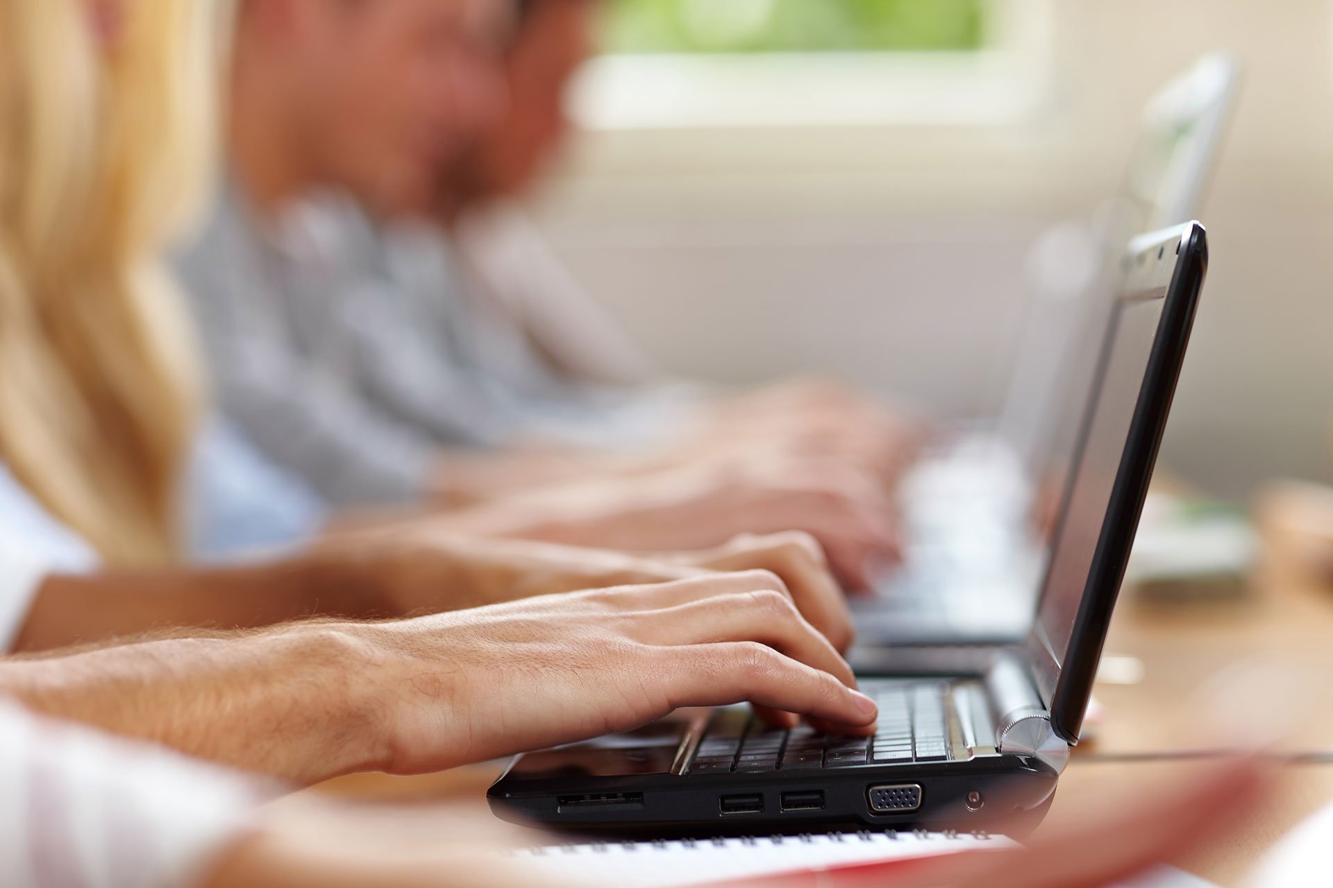 Using Online E-Learning Training to Upskill Staff - Workforce Training Blog